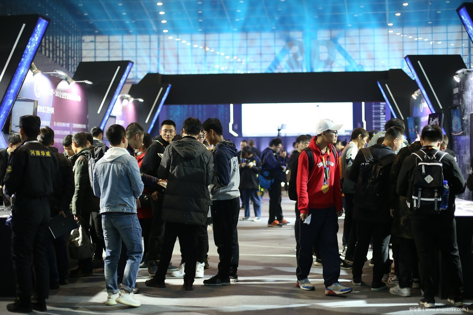 精彩回顾 | 首届Real World 国际CTF大赛圆满落幕-安全KER - 安全资讯平台