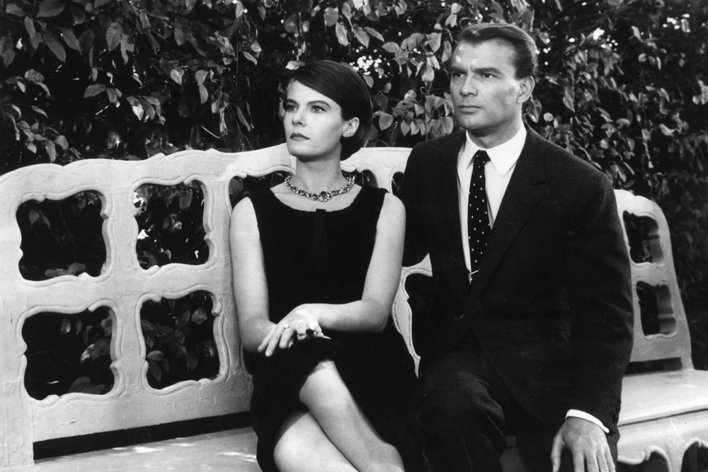 去年在马里昂巴德_360百科