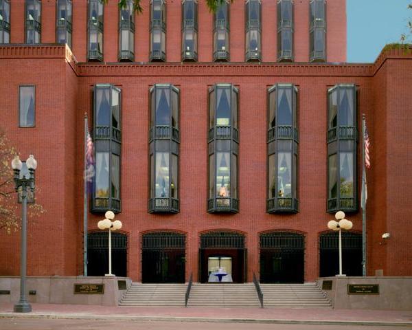 美国联邦巡回上诉法院_360百科